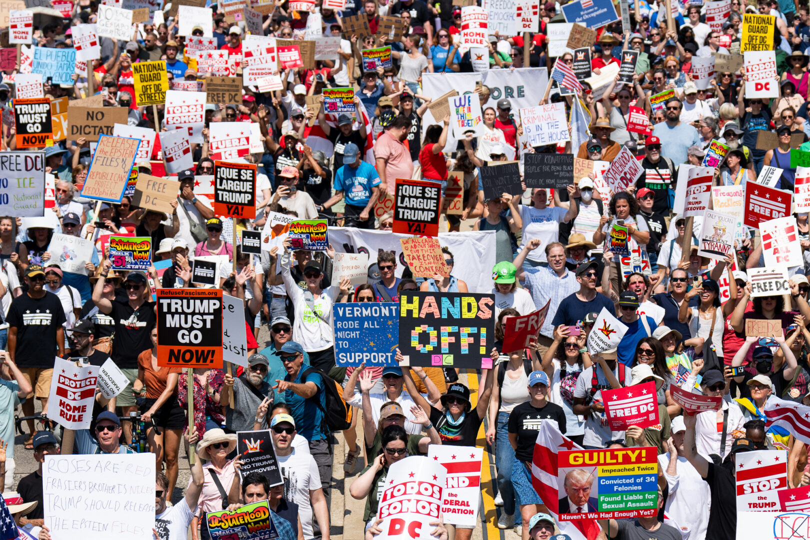 Roll Call’s 2025 news photos of the year – Roll Call